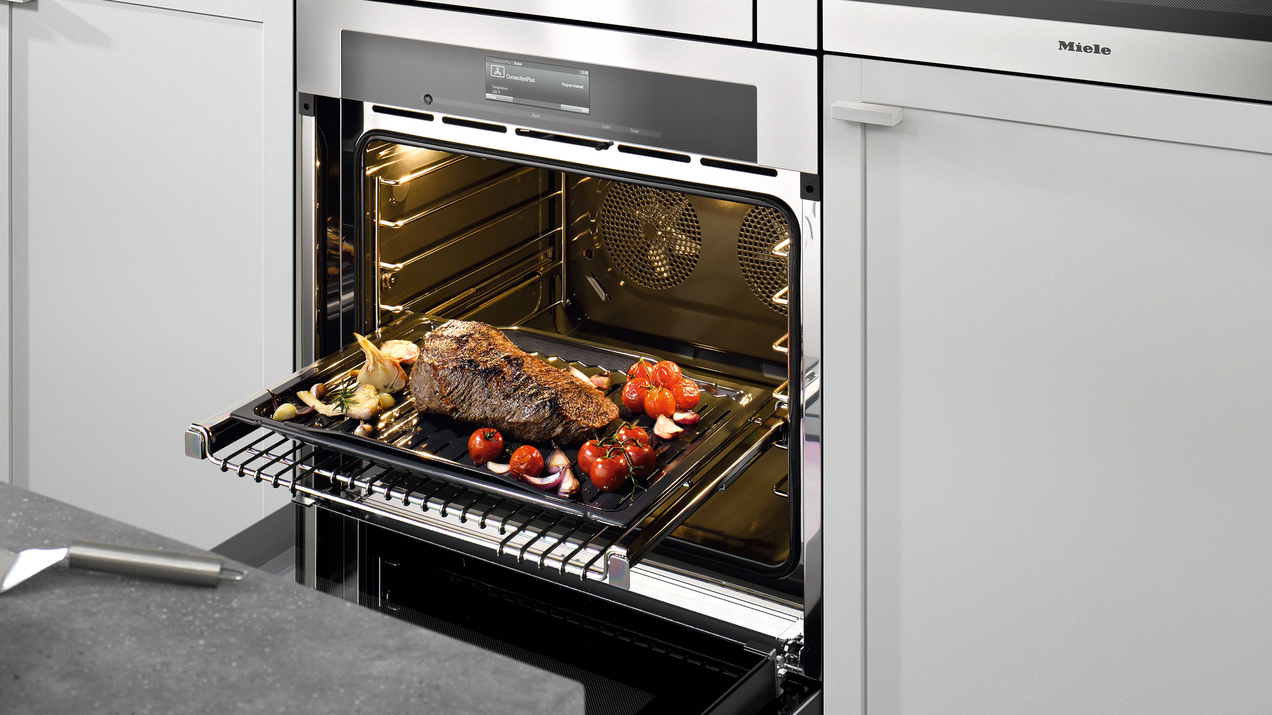 Product Features | Convection Ovens | Miele