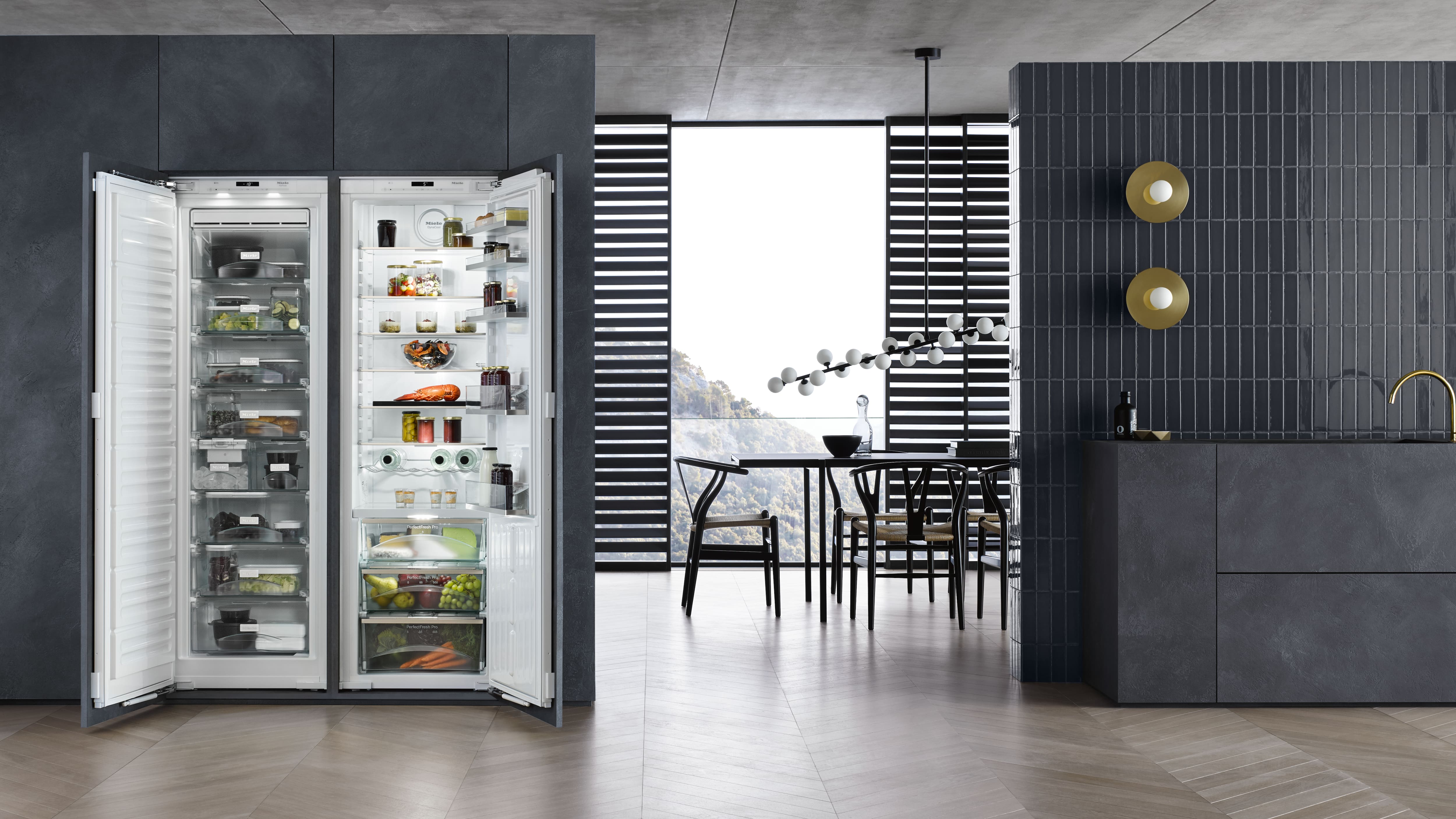 Built In | Integrated | Fridge Freezer Features | Miele