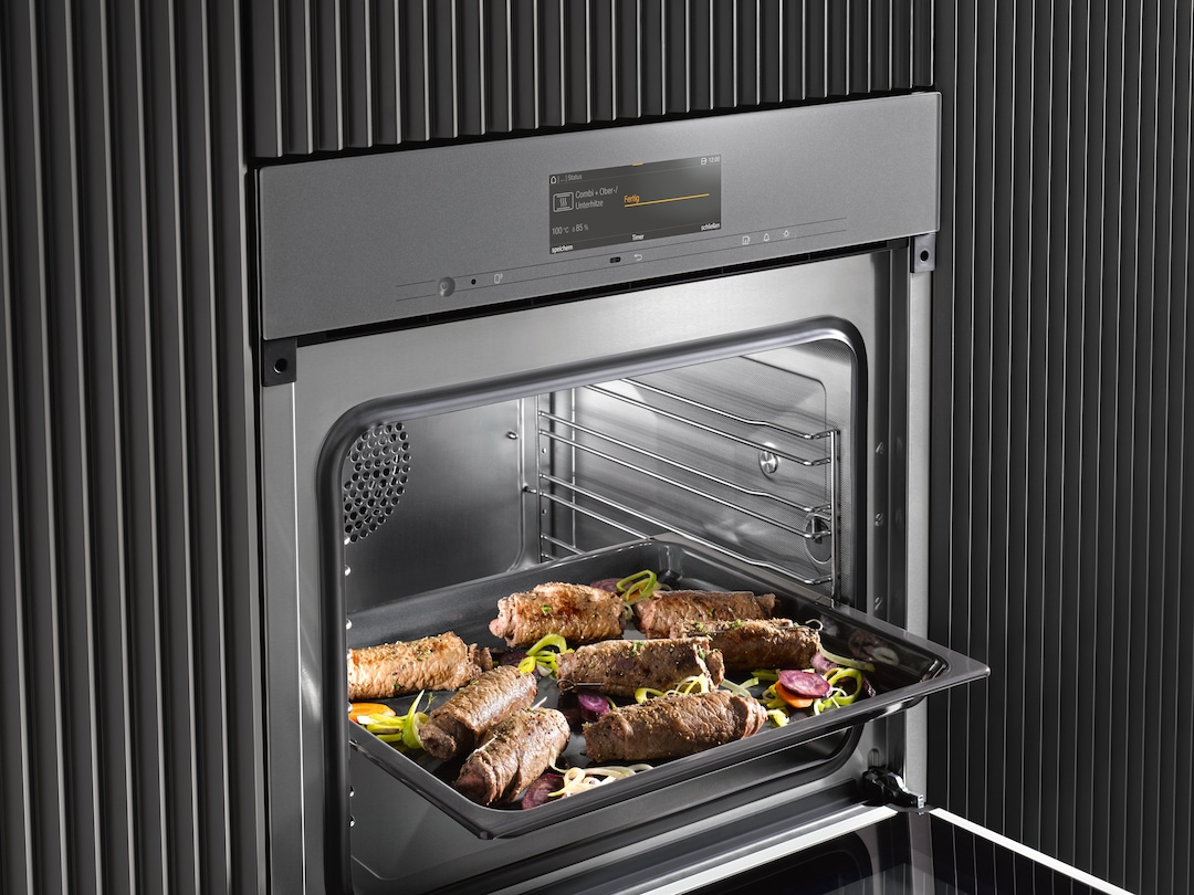Miele - DGC 7460 HC Pro Edelstahl/CleanSteel – Dampfbackofen
