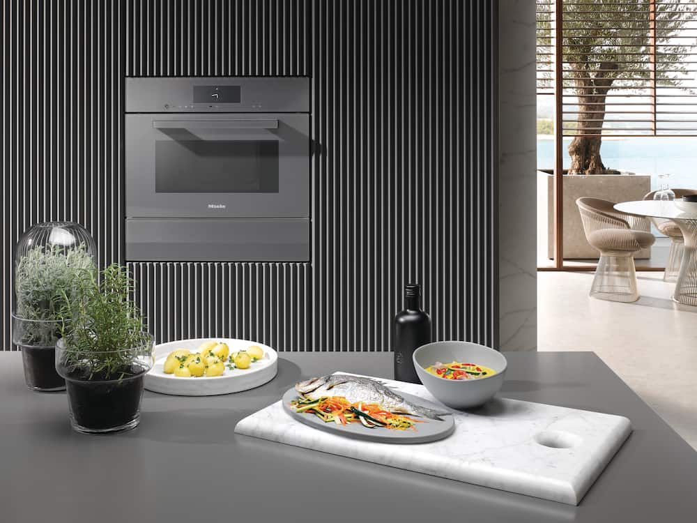 Miele - DGM 7840 Acero inoxidable/acero limpio