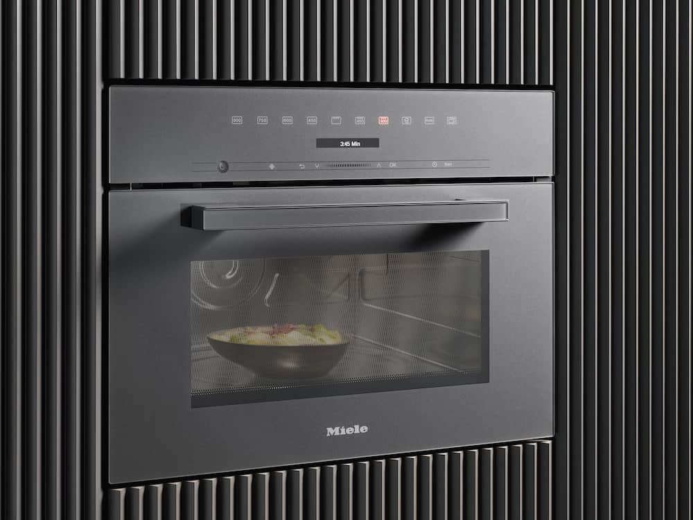Explore Freestanding & Integrated Microwaves | Miele