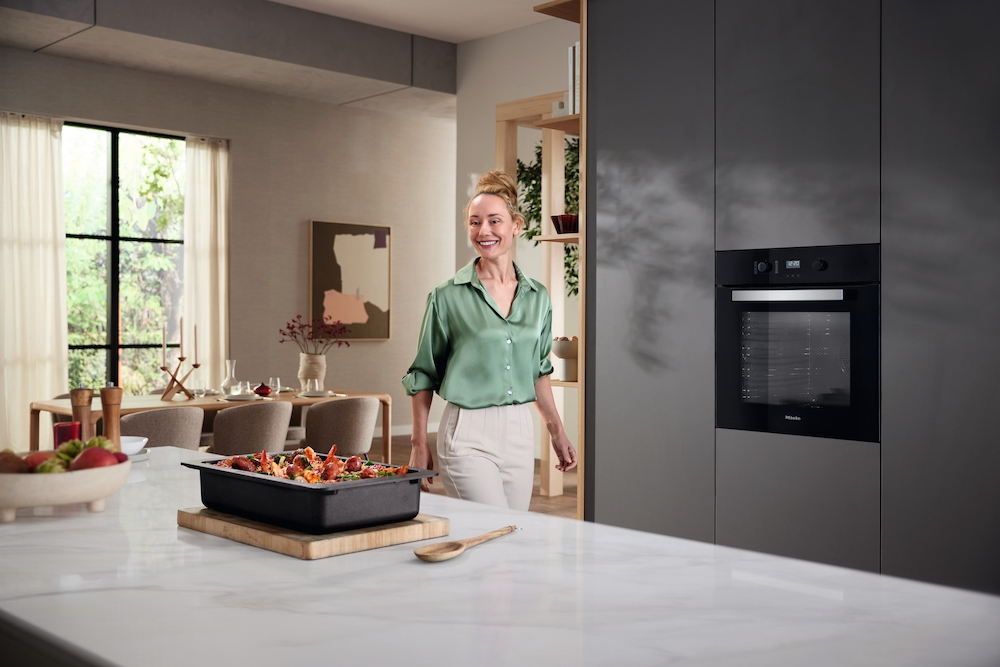 Miele - H 2455 BP ACTIVE Obsidian black – Ovens and built-in cookers