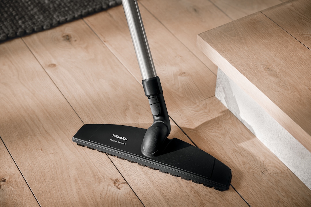 Miele - Guard L1 Comfort XL Titanium PF – Vacuum cleaners